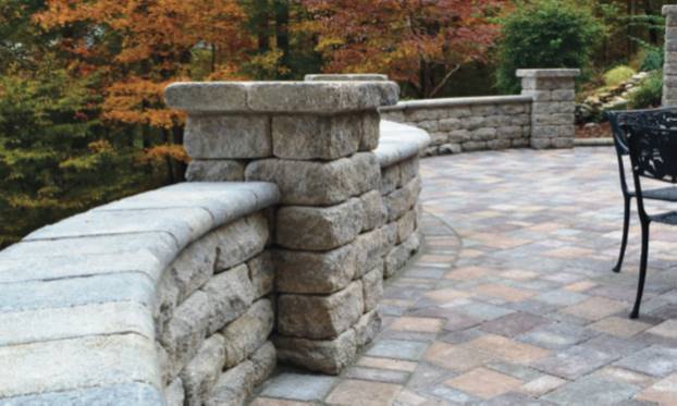 Parapet Wall & Columns - Hardscape Ideas Gallery