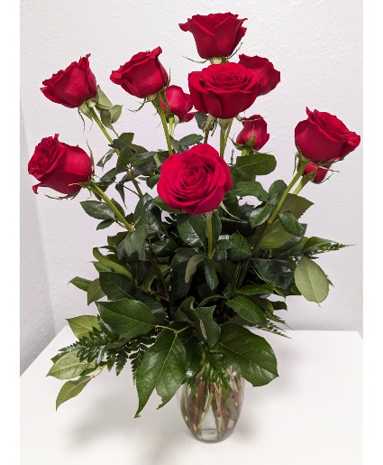 Dozen Red Roses in Wauseon, OH - ANYTHING GROWS