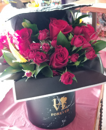 GRAD, CAP AND ROSES Red Rose's and Grad Cap in El Paso, TX - Como La ...